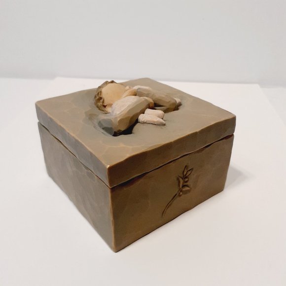 Willow Tree | Accents | Willow Tree Peace On Earth Trinket Box Lamb ...